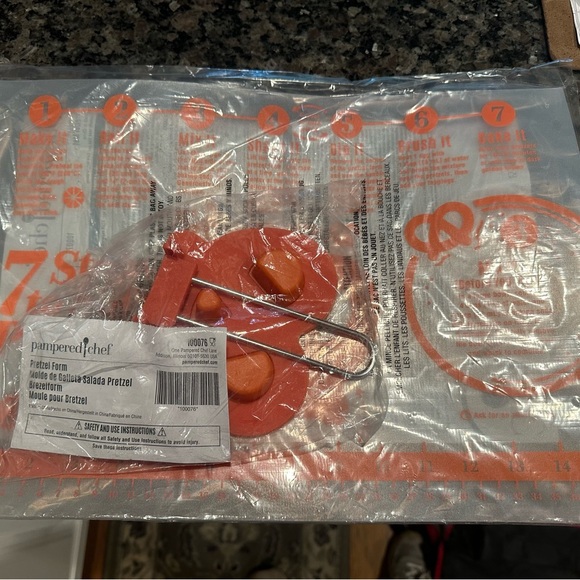 Pampered Chef | Kitchen | Pampered Chef Pretzel Making Kit | Poshmark